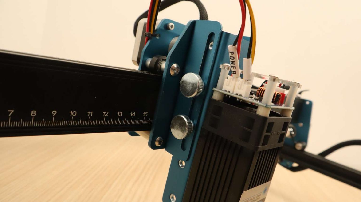 Comgrow Comgo Z1 Is an Affordable Dual-Beam Laser Engraver Workhorse ...