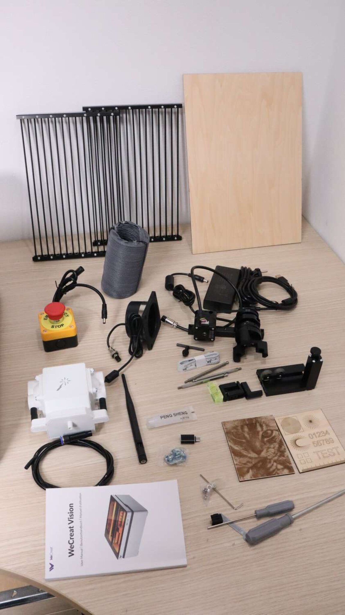Review: WeCreat Vision - All-In-One Solution for Easy Laser Engraving ...