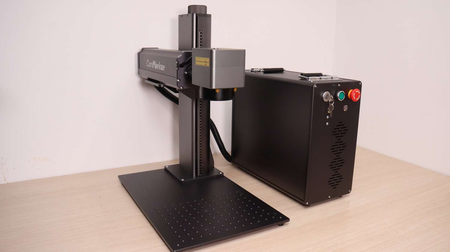 ComMarker Titan 1 Review - A Seriously Powerful JPT MOPA Fiber Laser ...