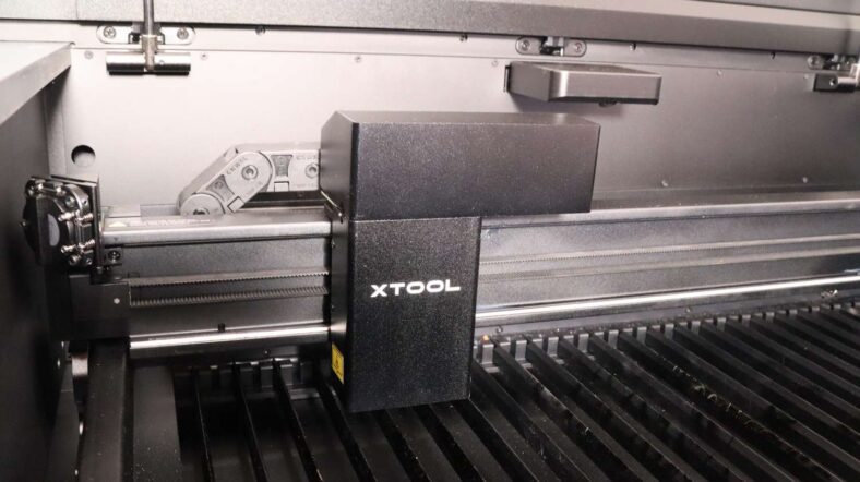 xTool P2S vs xTool P2: Is It Worth the Upgrade? Best Desktop CO2 Laser ...
